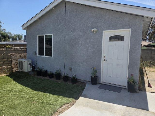 668 S Huntington St, San Fernando, CA 91340
