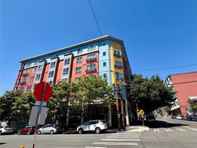 668 S Lane St Apt 406, Seattle, WA 98104