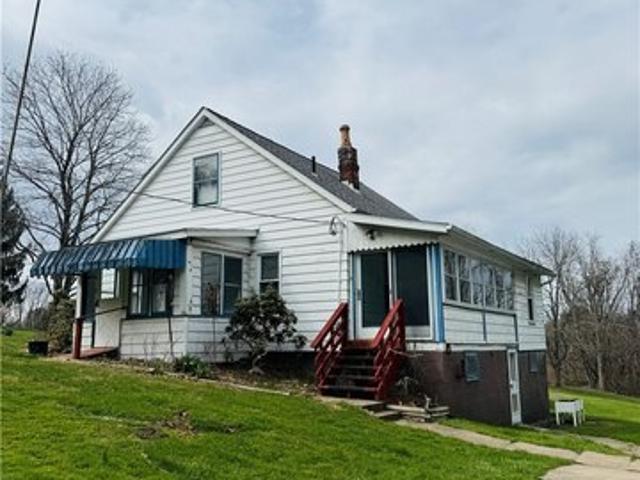 668 Springview Rd, East Liverpool, OH 43920