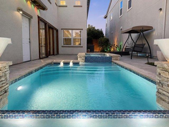 668 W Gravino Dr, Mountain House, CA 95391