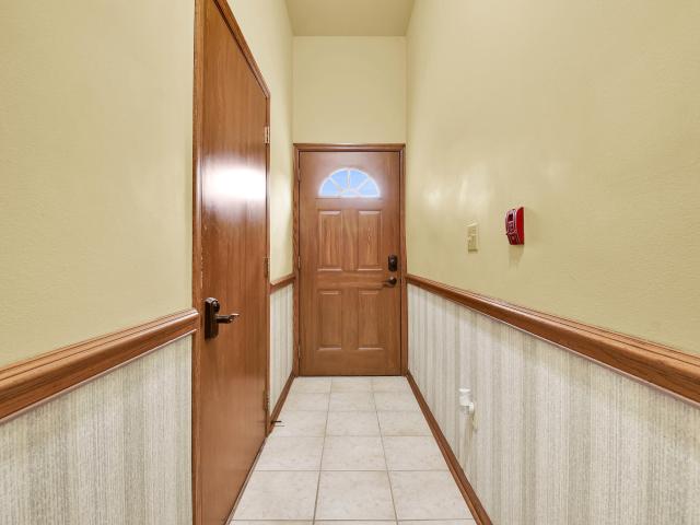 668 Westfield Way, Unit B