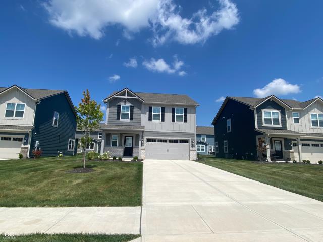 6698 Hawthorne Dr, McCordsville, IN 46055 | MLS #22092 | Compass