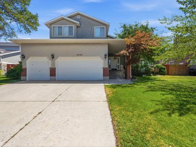 6699 S Benecia Dr, Cottonwood Heights, UT 84121