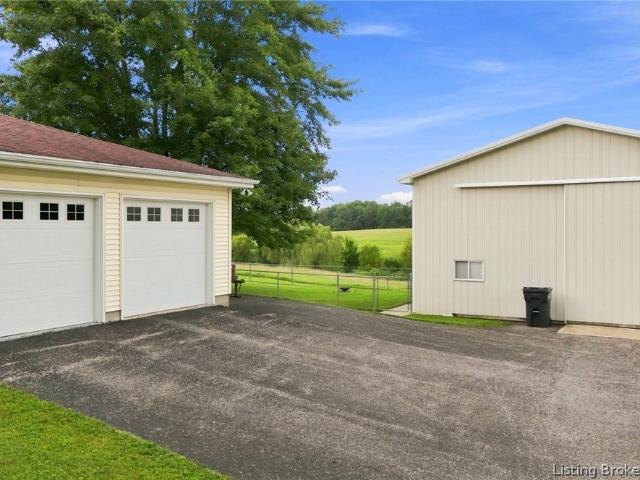 6692 W State Road 56