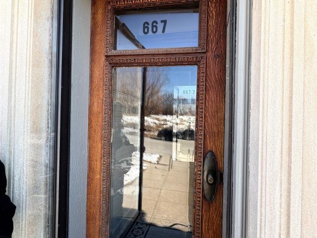 669 17th Street 667