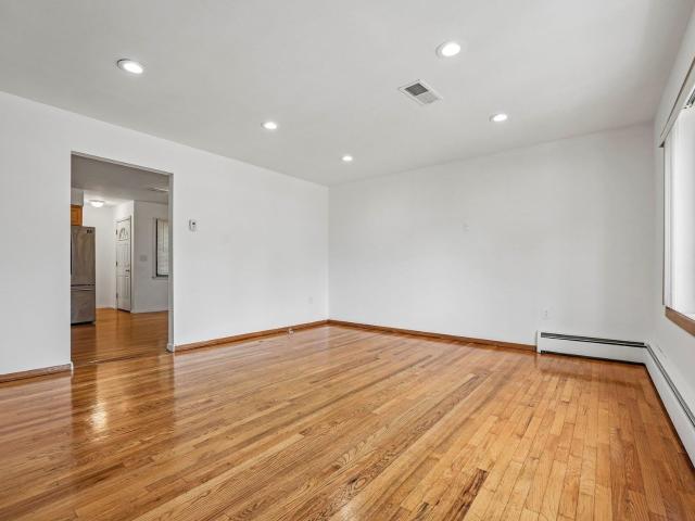 669 9th St Unit# 2, Secaucus, US, NJ