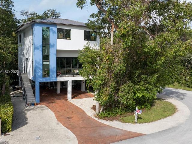 669 Colson Dr, Key Largo, FL 33037 | MLS #A11926 | Compass