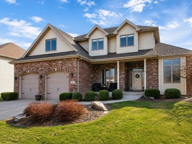 669 Davis Cir, Crown Point, IN 46307