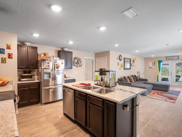 669 Earl Godwin Rd, Freeport, FL 32439