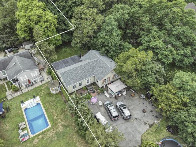 669 Flanders Road