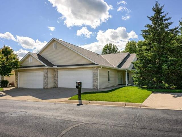 669 Springbrook Cir, DeForest, WI 53532