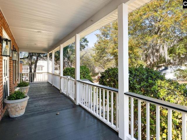 669 Palisades Drive