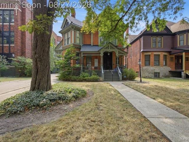 669 W Canfield St, Detroit, MI 48201