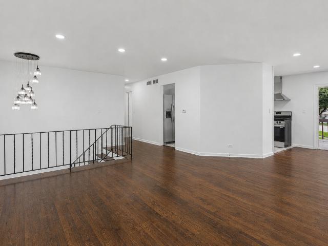 669 White Pine Road