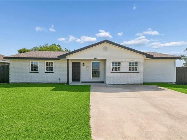 669 Taylorbrook Dr, Gretna, LA 70056 | MLS #2555 | Compass