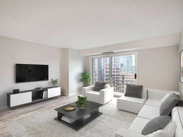 66 9th St E Unit 1305, Saint Paul, MN 55101