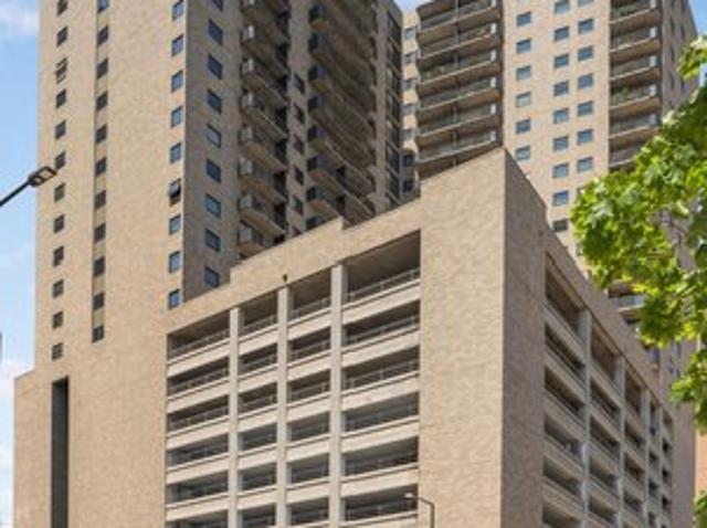 66 9th St E Unit 1305, Saint Paul, MN 55101