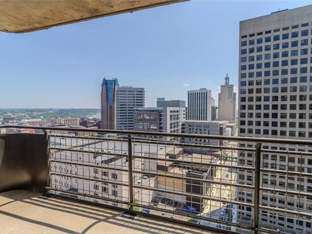 66 9th St E Unit 2315, Saint Paul, MN 55101