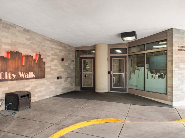 66 9th Street E # 1305