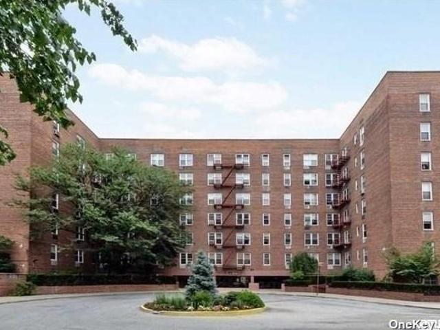 66 01 Burns St 3F, Rego Park, NY