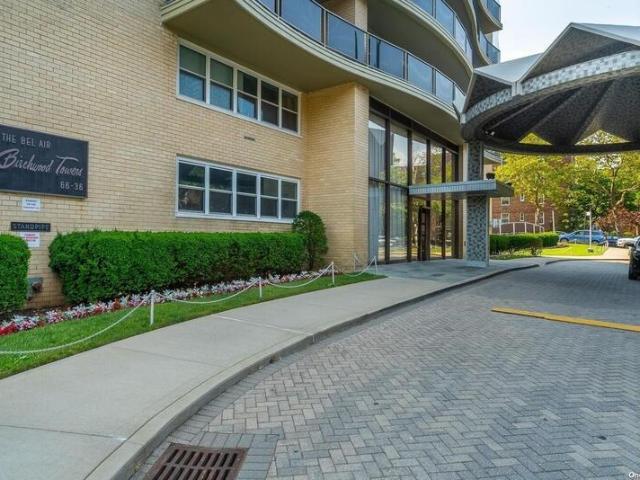 66 36 Yellowstone Boulevard, 20A, Forest Hills, NY 11375