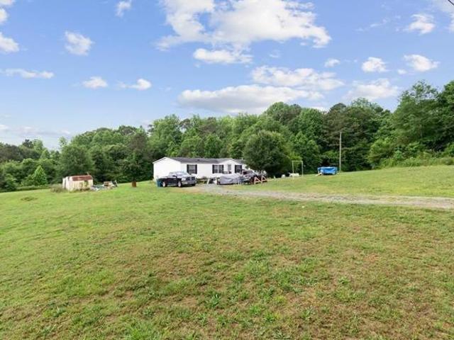 66 Tanners Bridge Rd, Bethlehem, GA 30620