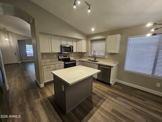 66 w dexter way