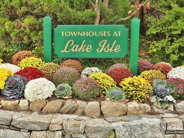 66 Waterside Close, Eastchester, NY 10709