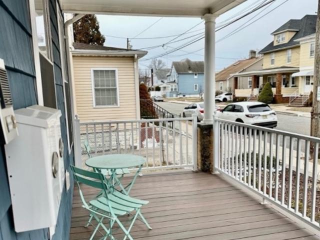 66 Atlantic St # 2