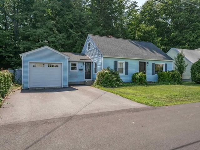 66 Avon Dr, Nashua, NH 03064