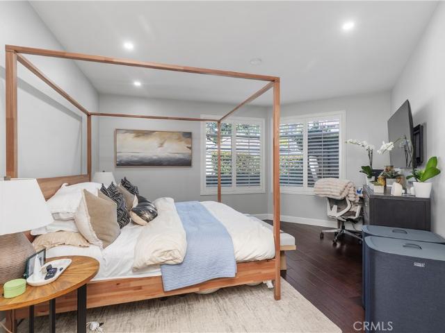 66 Baycrest Court