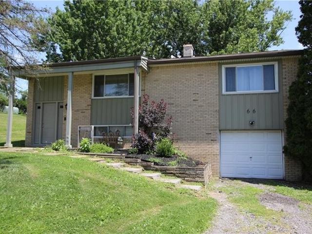 66 Blair Rd, Eighty Four, PA 15330