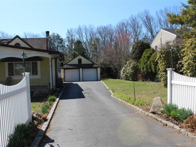 66 Colonial St, East Northport, NY 11731 | MLS #976844 | Compass