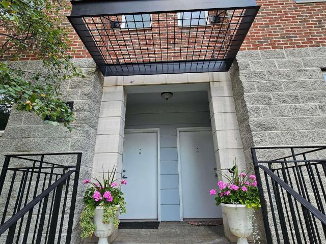66 Clinton Street # 14