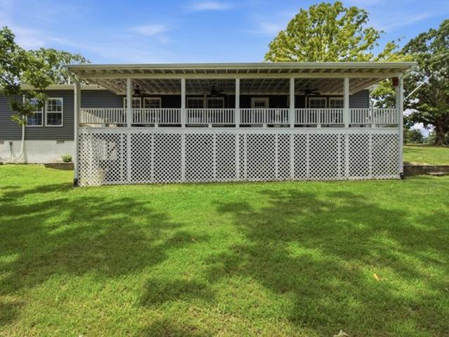 66 Cristin Ln, Galena, MO 65656