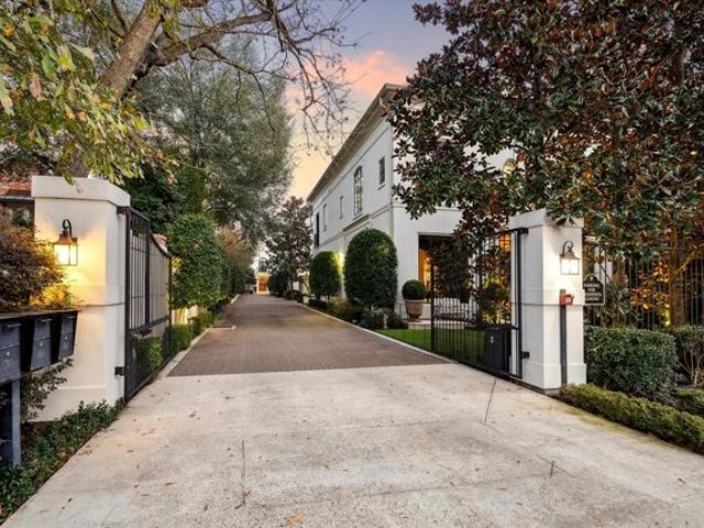 66 E Broad Oaks Dr, Houston, TX 77056
