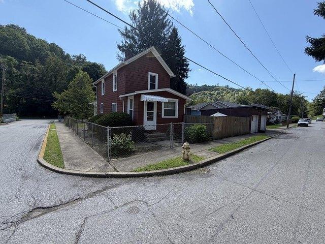 66 Economy St, Wheeling, WV 26003