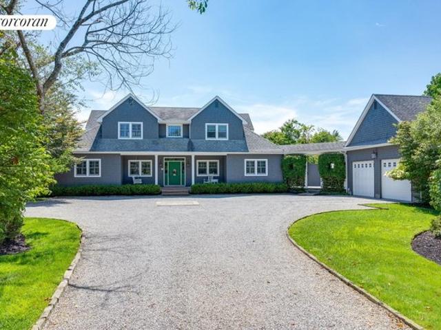 66 Evergreen Ave, East Moriches, NY 11940