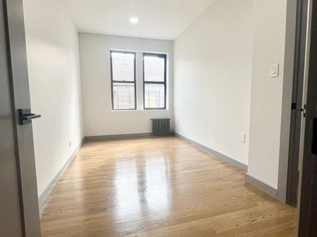 66 Fort Washington | New 5BR 2BA | ONE ROOM LEFT