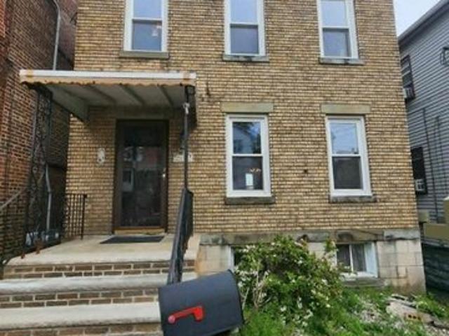 66 Forest St, Kearny, NJ 07032
