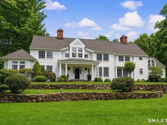 66 Gate Stone Ln, Fairfield, CT 06824