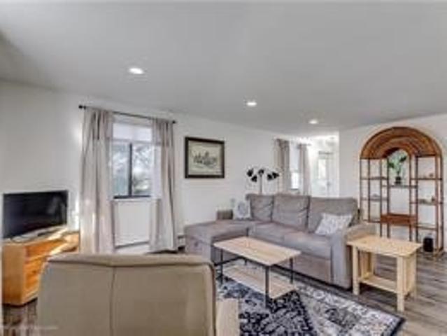 66 Girard Avenue 423