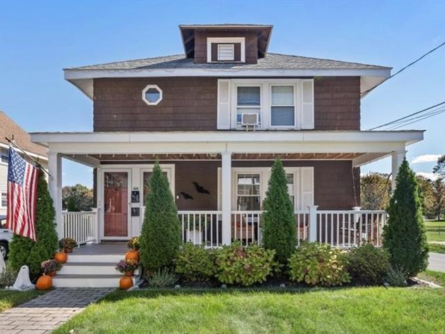 66 Gould St, Wakefield, MA 01880