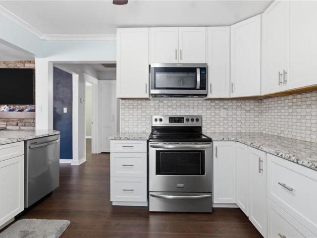 66 Greeneland BLVD