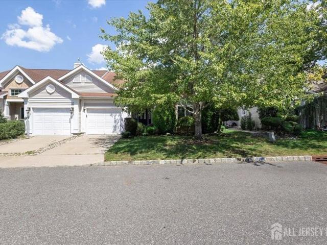 66 Harwood Rd, Monroe, NJ 08831