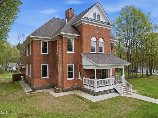 66 Horicon Ave Apt 1W, Bolton Landing, NY 12814