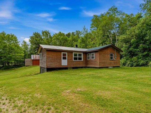 66 Huntley Rd, Cambridge, VT 05444