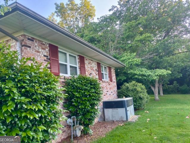 66 Lakeview Drive