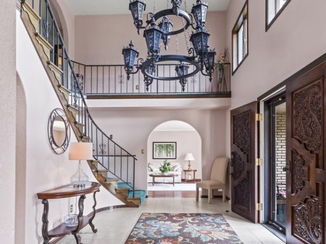 66 Laurelwood Place