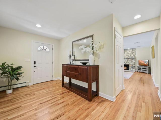 66 Linwood Avenue
